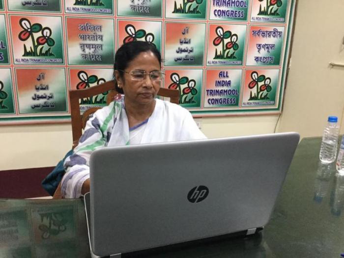 Mamata Banerjee completes five years on Facebook – All India Trinamool ...
